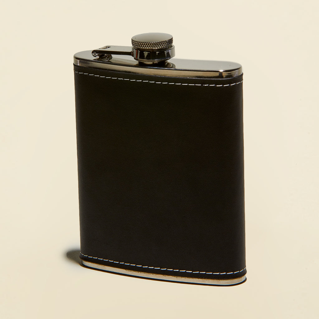 Personalized Leather Flask – RING BEAR